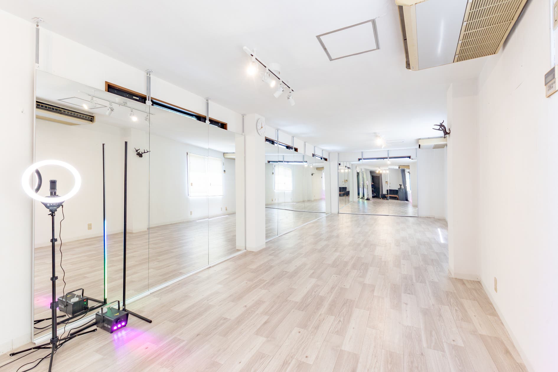 オープニングセール開催中！高田馬場駅徒歩5分、60平米、鏡2面、高さ2ｍ、幅10m以上のスタジオで快適な環境で表現を楽しもう。の写真25