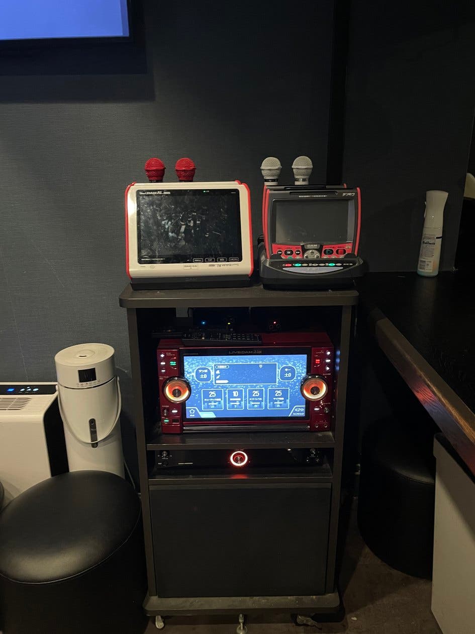 【カラオケ・ダーツ無料】錦糸町駅徒歩5分の大型カラオケバーの写真7