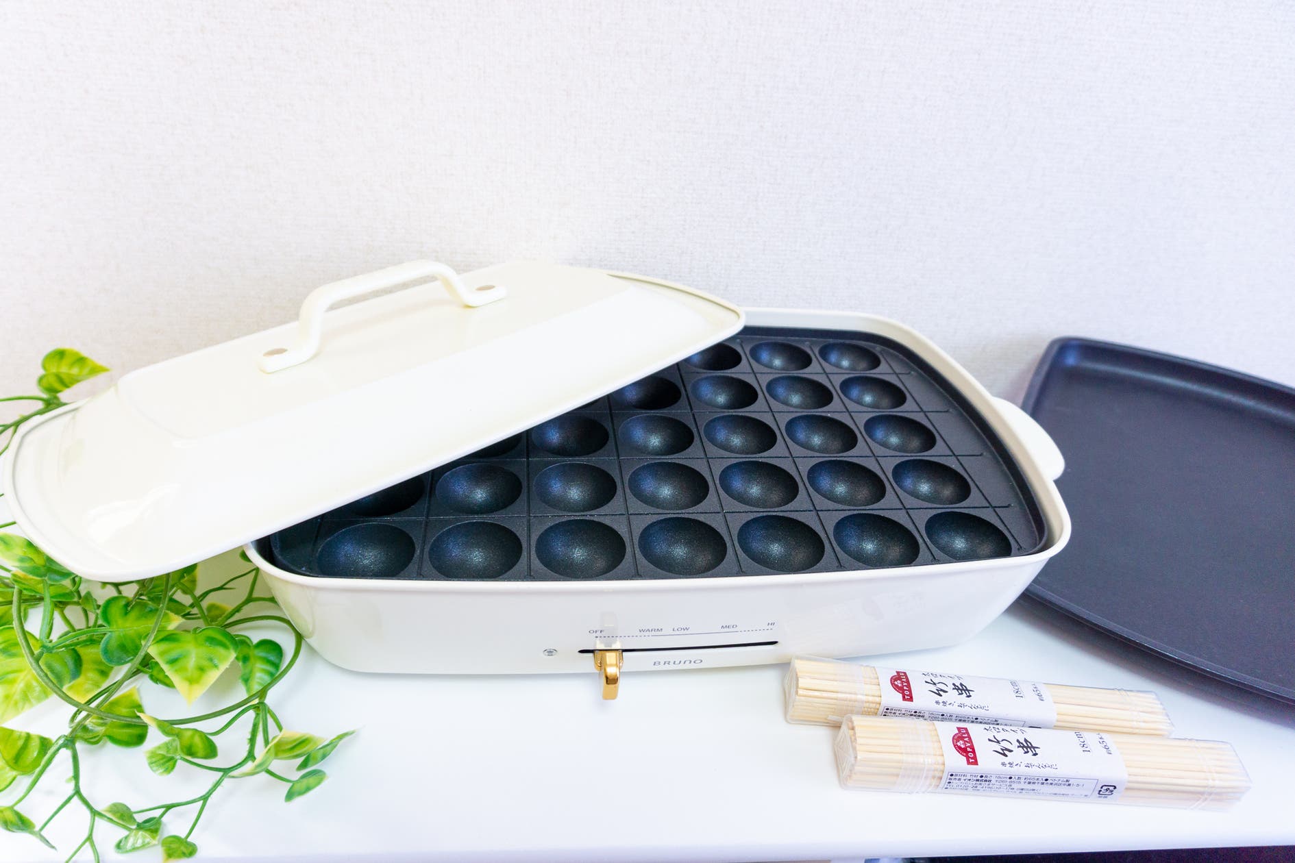 BRUNOたこ焼き器ホットプレート1台+たこ焼き器の画像1