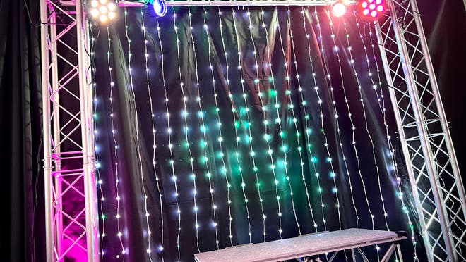 教室・廃墟・姫かわ・カラーバック・白背景・アイドルステージ "撮りたいシチュエーション、全部撮れる!!"の写真6