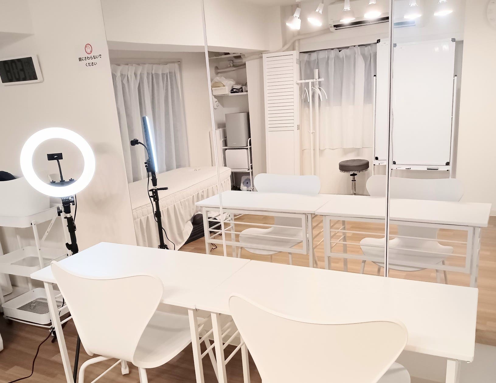 マッサージベッド2台｜メイク・サロン講習・練習・同時施術・マッサージ・パーソナルカラー診断の写真14