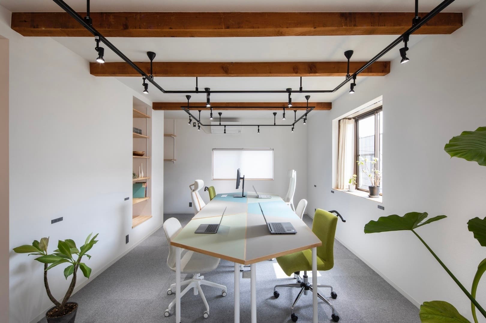 年末年始キャンペーン🎍吉祥寺駅徒歩7分｜ワーキングスペース＋ミーティングスペース|高速WiFi・プロジェクター貸出の写真7