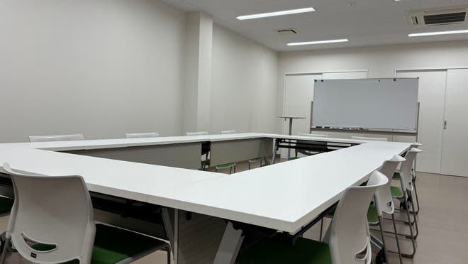 6/24オープン✨東海道線「藤沢駅」バス5分!小田急線「本鵠沼駅」徒歩10分!ネコサポ内のレンタルスペースです。の写真2