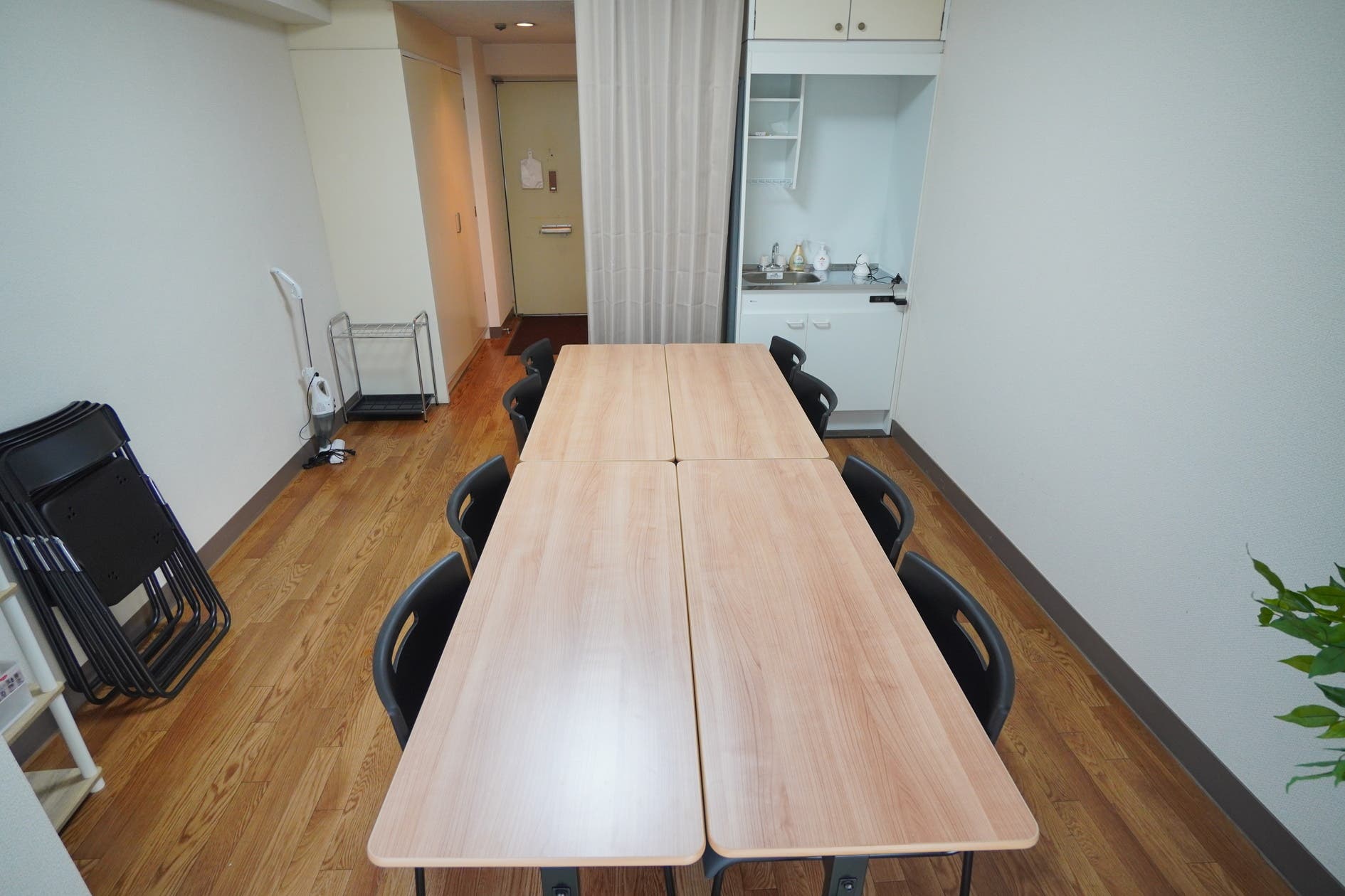 ＜栄ミーティングポイント＞サカエチカ徒歩5分🚃Wi-Fi📶プロジェクター🎥会議/セミナー/Zoom/ボドゲ/撮影の写真11