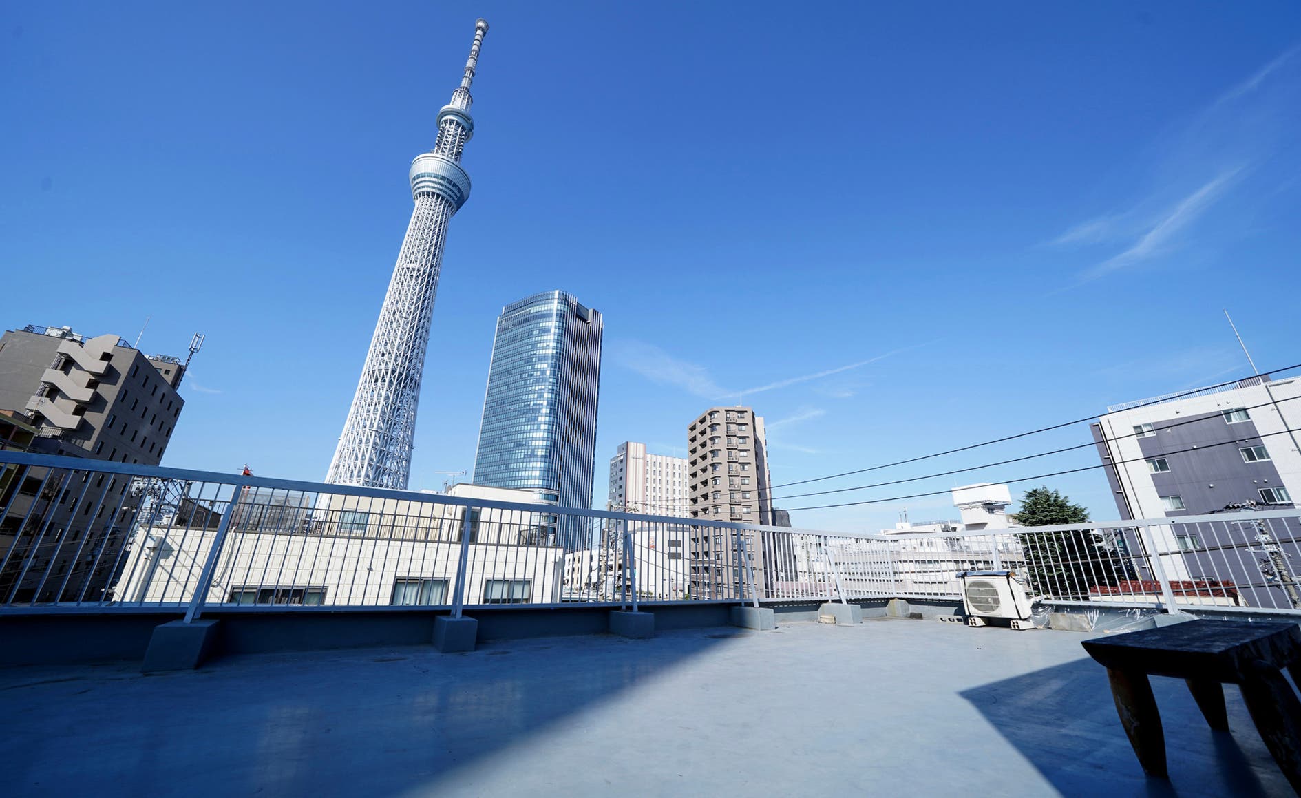 2025年7月更新 屋上&白壁2フロア モルタル床のシンプルな空間！無料撮影機材も充実!!  屋上(白壁)も使えます。の写真9