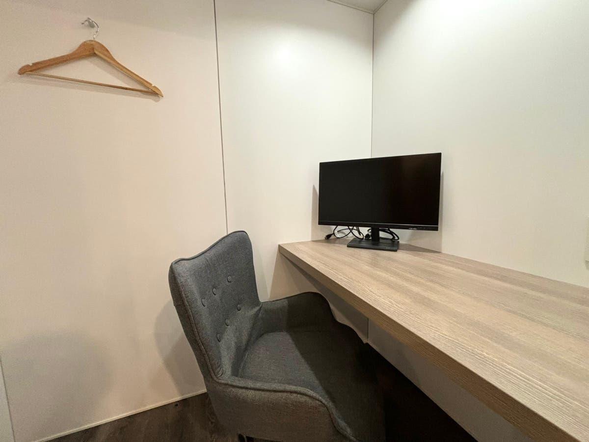 【MEGAドン・キホーテ豊見城6F】1時間660円！テレカンBOX①｜無料駐車場・フリードリンク付◎ の写真5