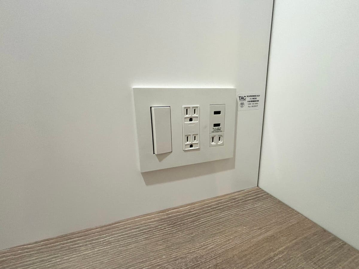 【MEGAドン・キホーテ豊見城6F】1時間660円！テレカンBOX①｜無料駐車場・フリードリンク付◎ の写真6