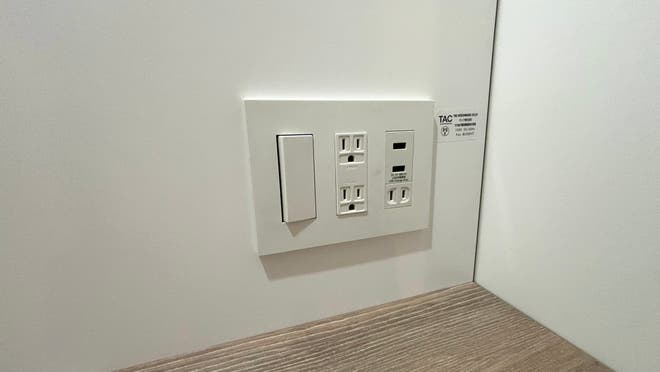 【MEGAドン・キホーテ豊見城6F】1時間660円!テレカンBOX②|無料駐車場・フリードリンク付◎ の写真6