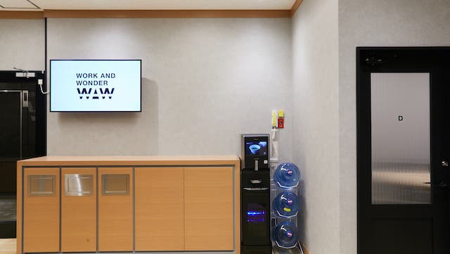 【部屋番号R09】急なWEB会議に対応できる一人用完全個室の写真3