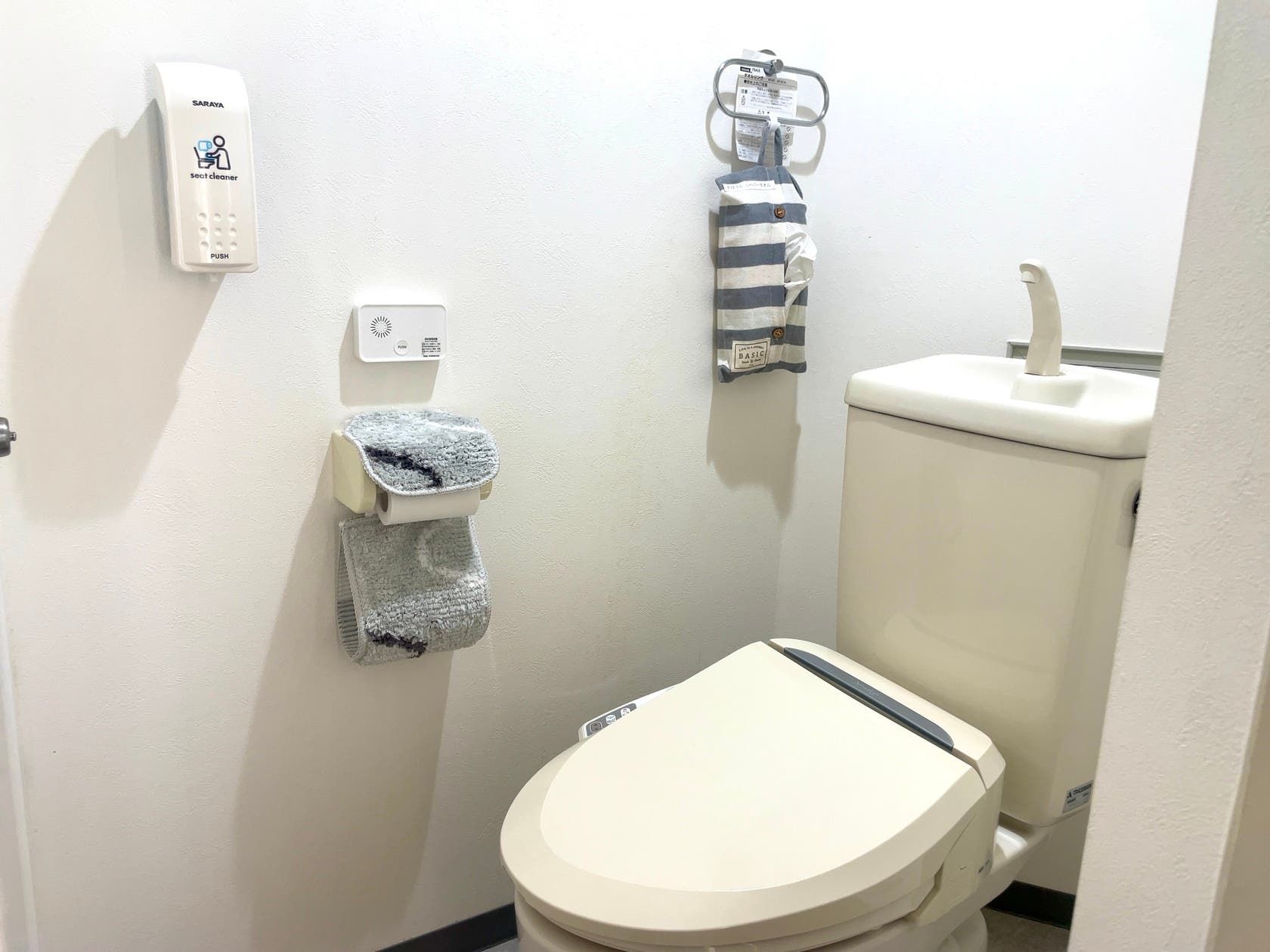 上本町駅徒歩4分！独占ワンフロア貸しで快適！50インチモニター・高速Wi-Fiなど備品も充実！入室前後10分間無料！の写真9