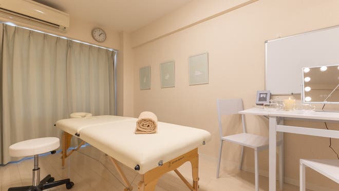 【年末年始20%OFF‼️12.29-1.4】東中野駅3分✨3h以上プラン超お得✨静寂✨完全個室の隠れ家サロン✨白基調の上質空間の写真3