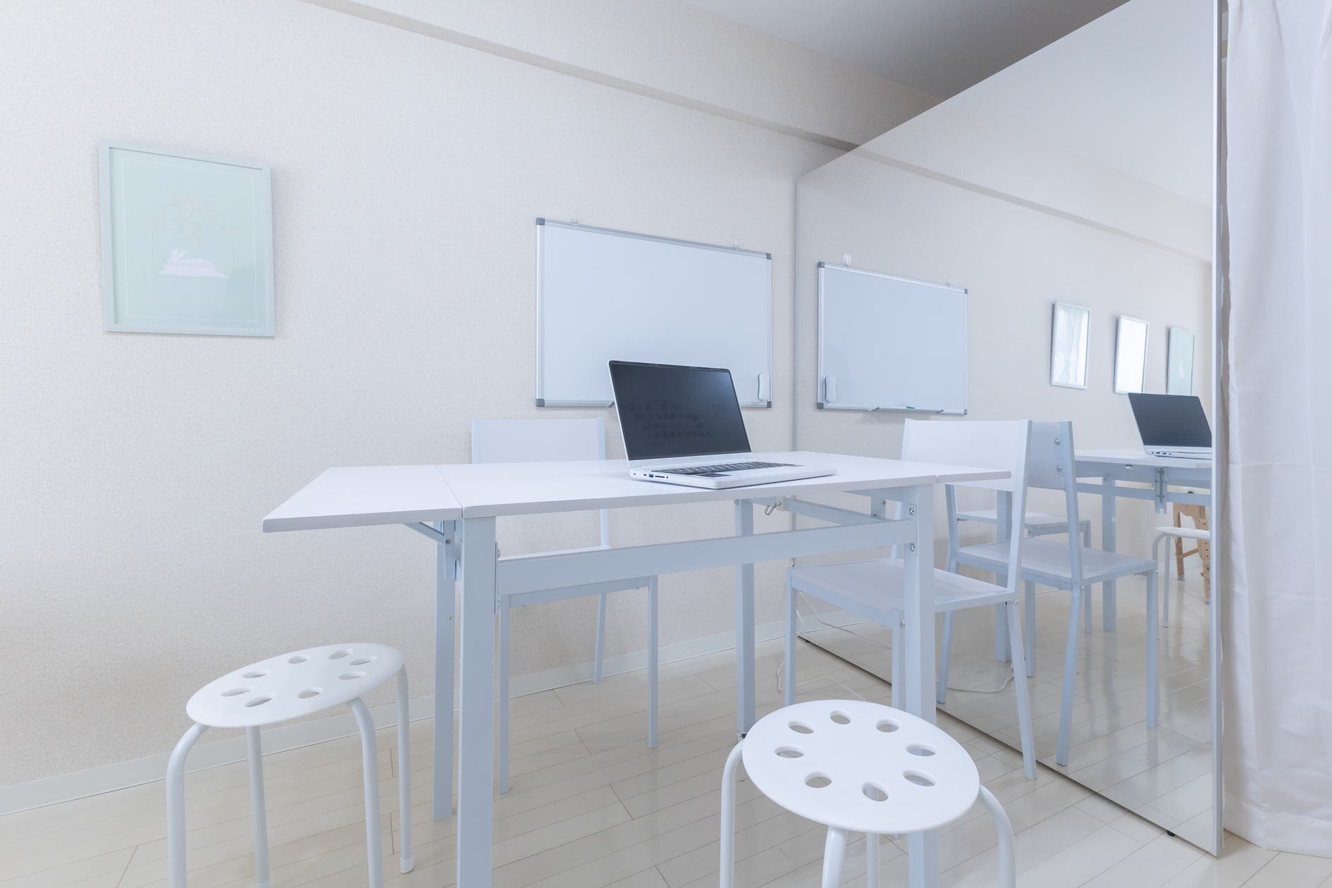 【年末年始20%OFF‼️12.29-1.4】東中野駅3分✨3h以上プラン超お得✨静寂✨完全個室の隠れ家サロン✨白基調の上質空間の写真15