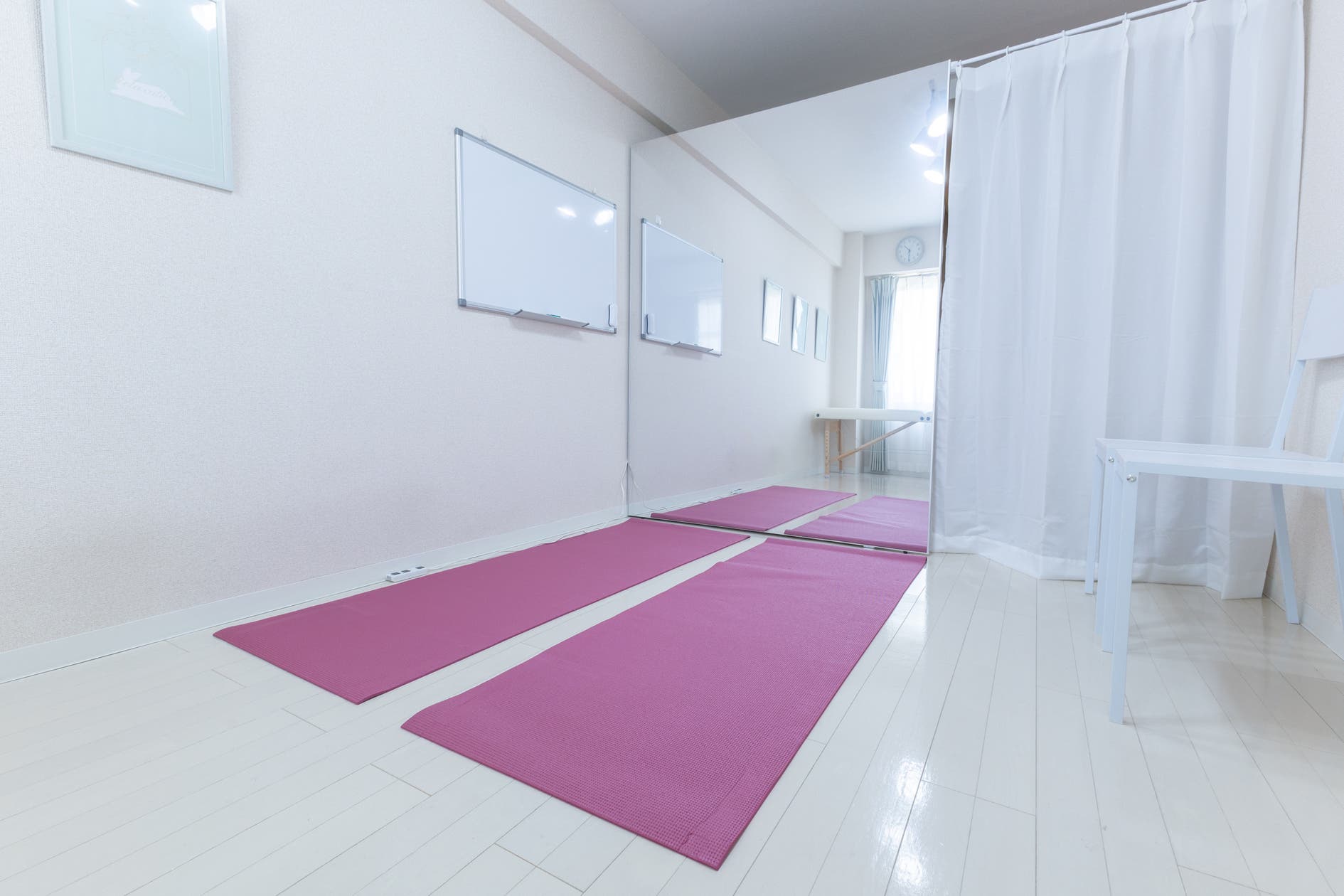 【年末年始20%OFF‼️12.29-1.4】東中野駅3分✨3h以上プラン超お得✨静寂✨完全個室の隠れ家サロン✨白基調の上質空間の写真16