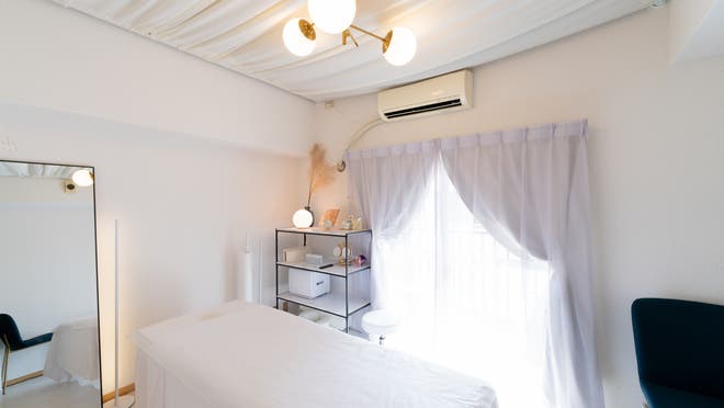 【平日お昼 880円😳!訳アリ価格!】さらに30分 清掃タイム付き!赤坂駅 徒歩1分🌙月をテーマにした完全個室サロンの写真2