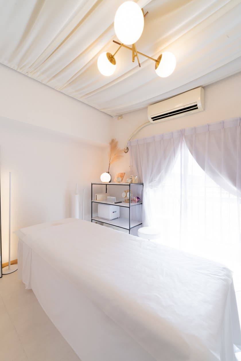 【平日お昼 880円😳！訳アリ価格！】さらに30分 清掃タイム付き！赤坂駅 徒歩１分🌙月をテーマにした完全個室サロンの写真15