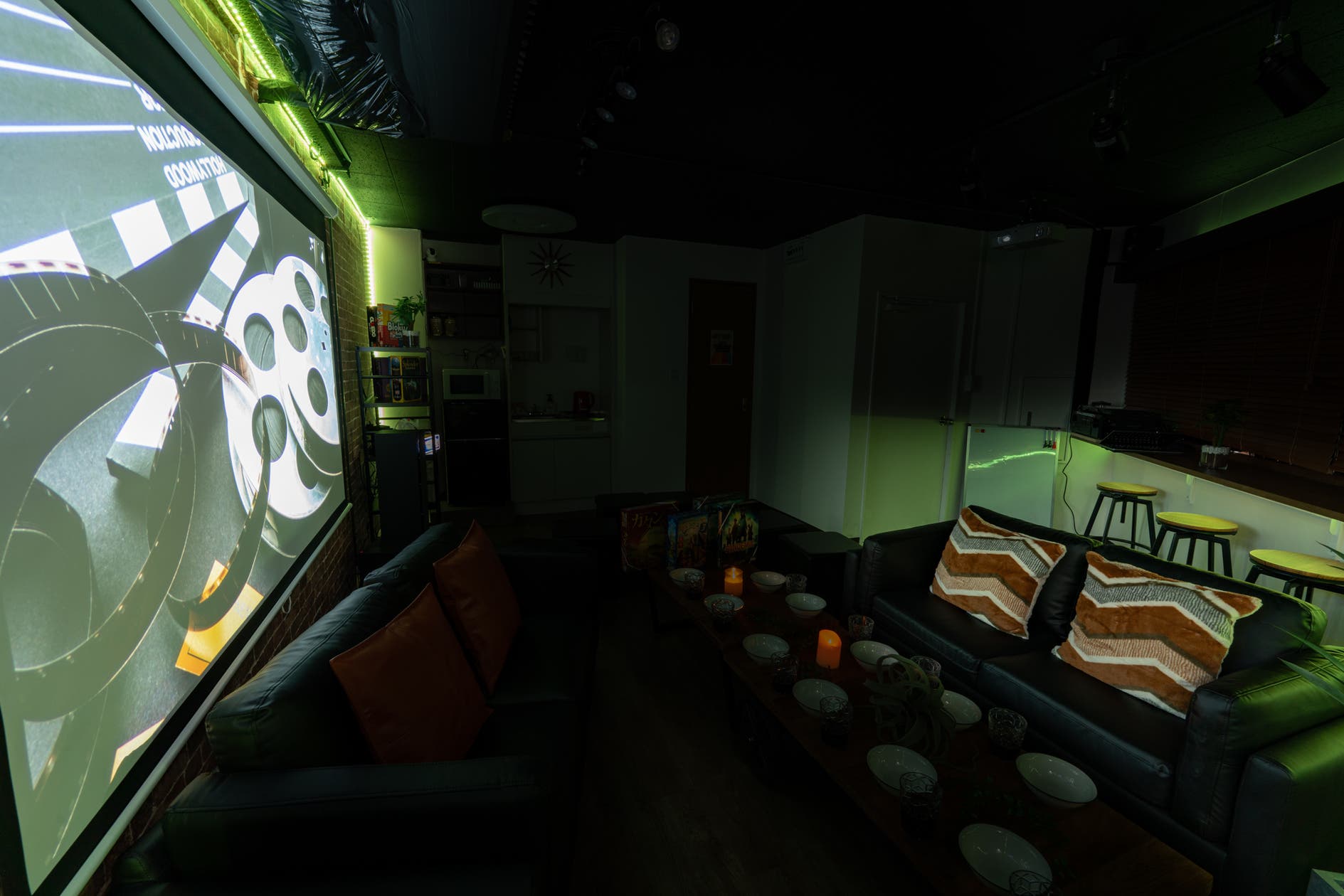 4K最新型プロジェクターの画像1