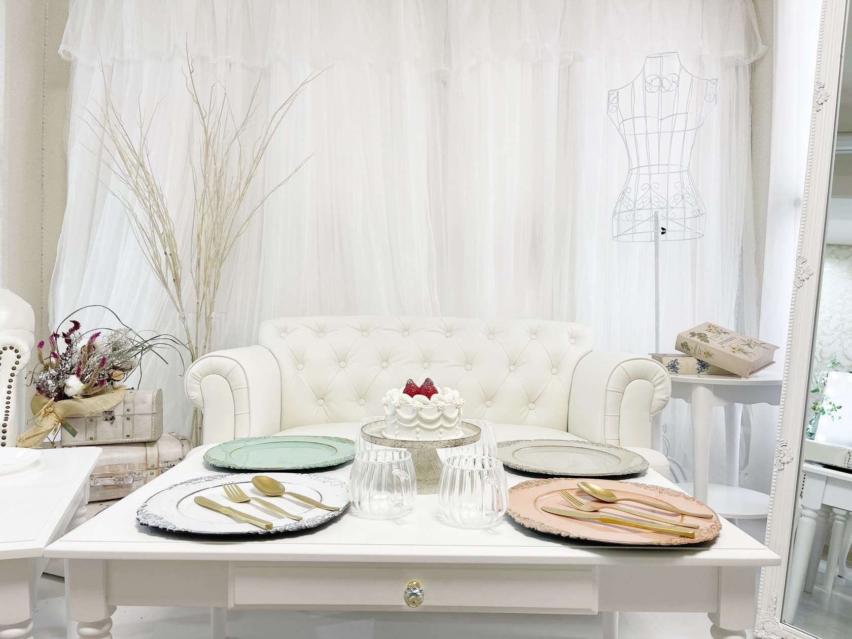 推し活🌈コスプレ👗撮影向けスタジオ🌙誕生日会OK💖テープライトで盛れる姫部屋🩰女子会🌷撮影[29]の写真14