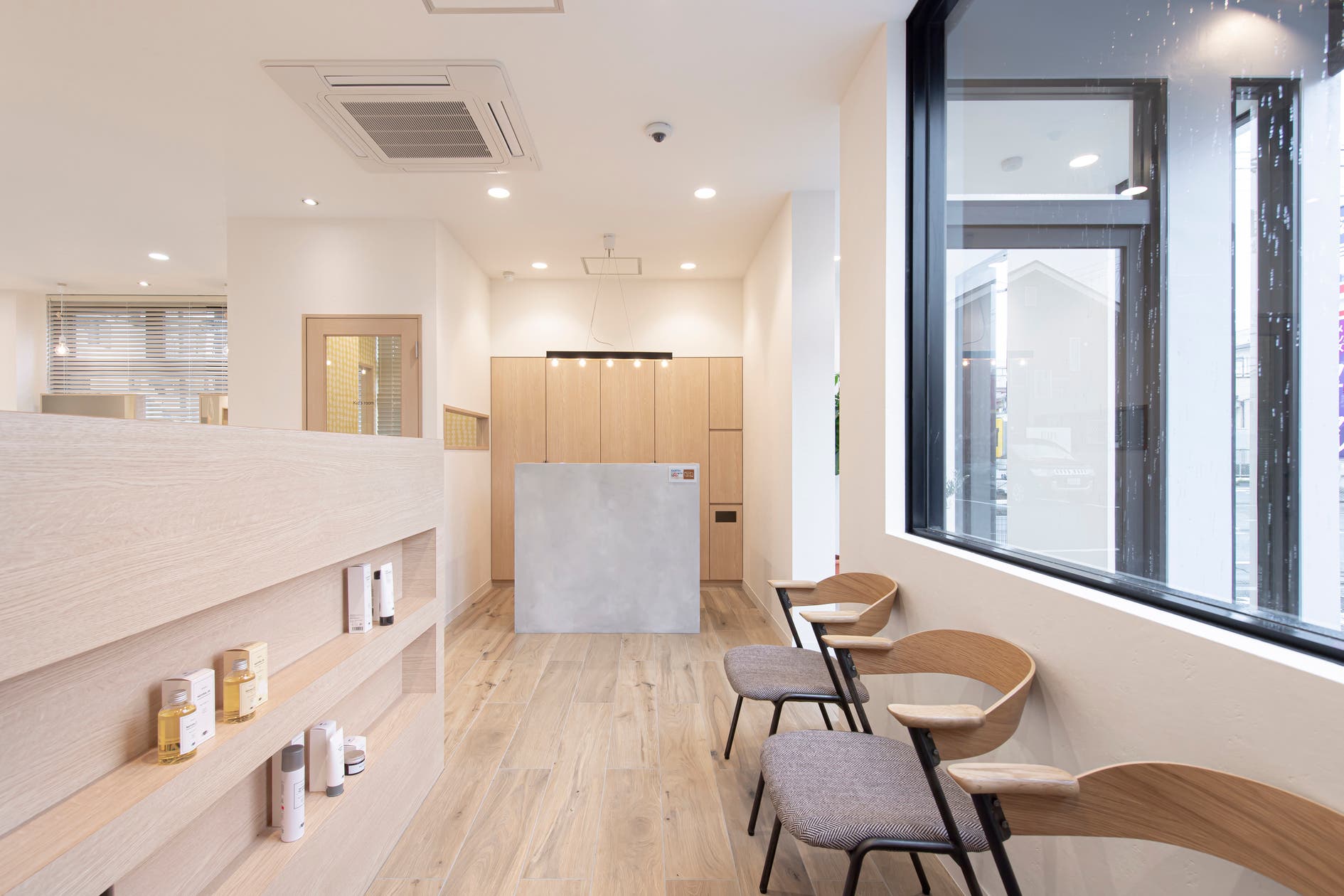 【EARTH 飯能店】カットオープン席★大型サロンに併設されたレンタルサロン✂︎フリーランス/個人練習/美容業に最適♪の写真5