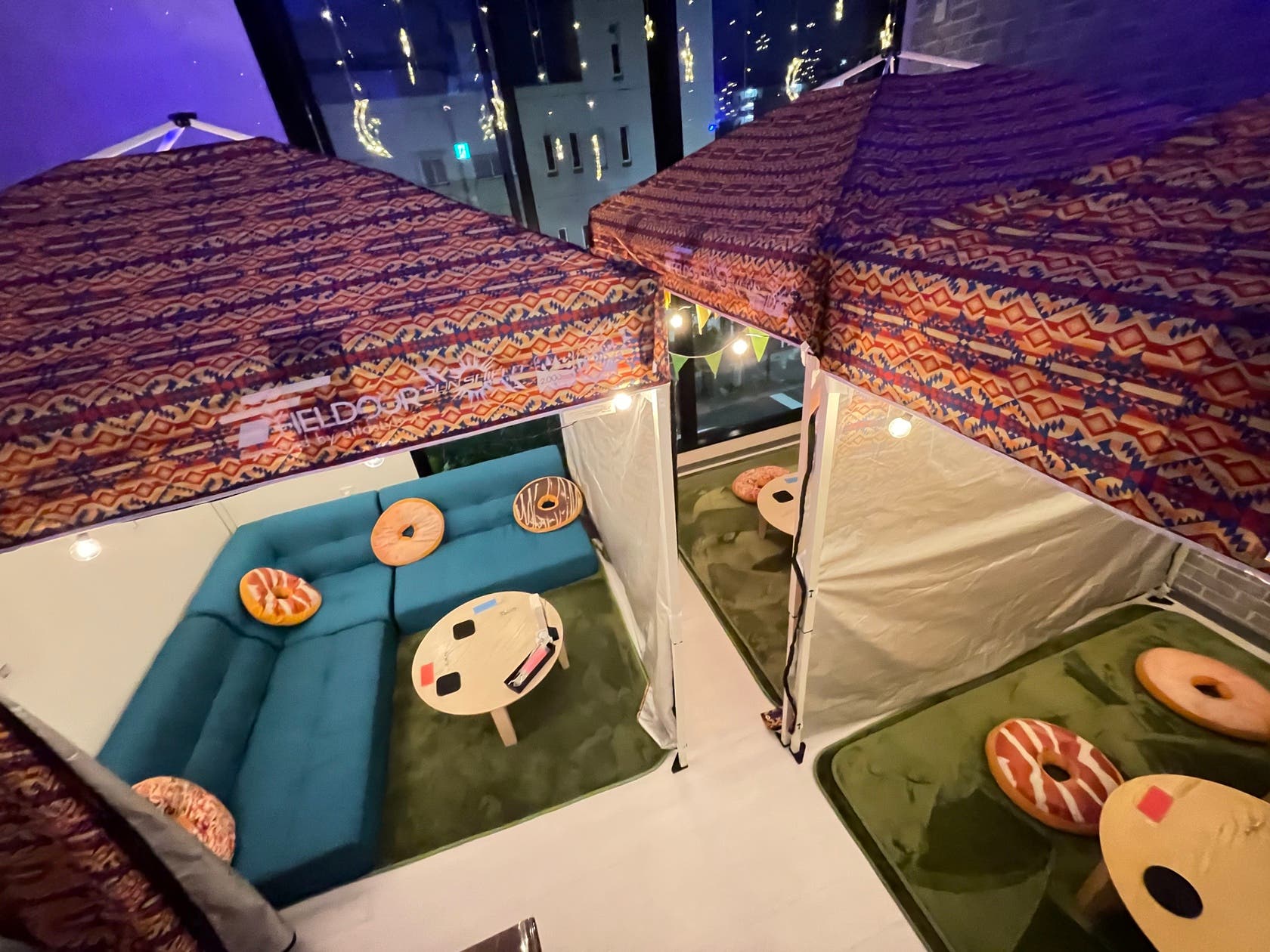 テントを張ったグランピングに天井はプラネタリウム空間！女子会・ママ会・パーティーに最適！の写真1