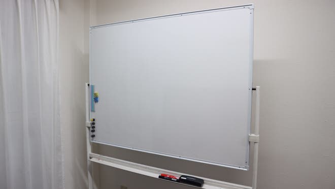 【塚口駅徒歩30秒¦ナチュラルテイスト¦無料Wi-Fi¦プロジェクター¦ピアノ】貸し会議室💻ワークショップ、女子会やママ会も🎉の写真6