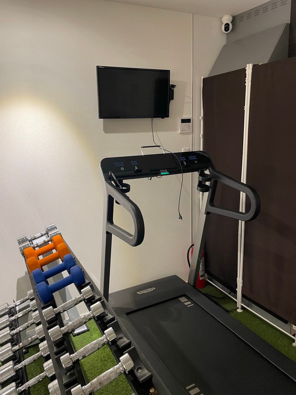 【船橋駅3分】ウェイトだけでなくランニングマシンも設備！シャワー完備の完全個室ジム！ラットマシン導入！！の写真15