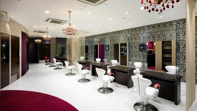 【EARTH 大曽根店】カットオープン席★大型サロンに併設されたレンタルサロン✂︎フリーランス/個人練習/美容業に最適♪の写真2