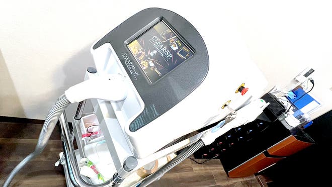 脱毛マシン完備♪エステ・マッサージ・整体などの施術ができる多用途完全個室の施術ベッド付きレンタルスペース&シェアサロン!の写真2