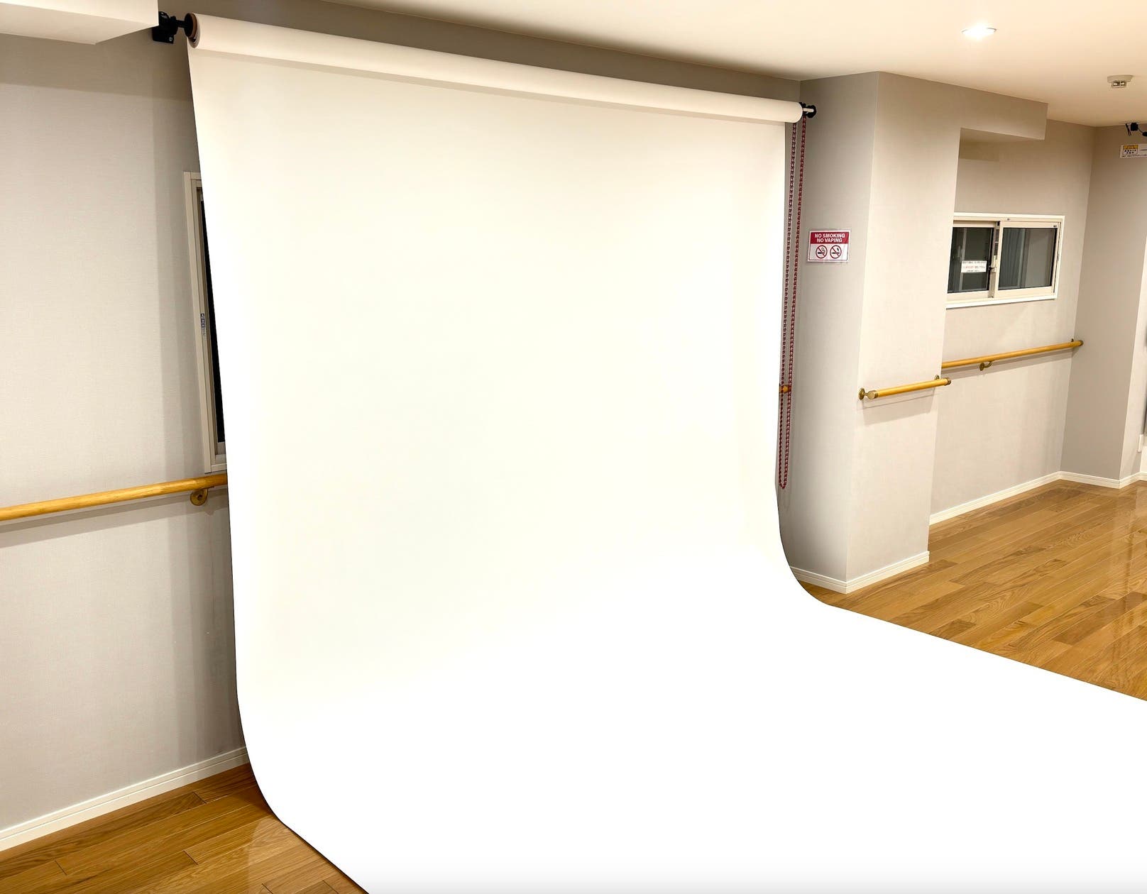 ダンスのできるスタジオ2F 駅から徒歩3分、綺麗！清潔！！フローリングの写真4