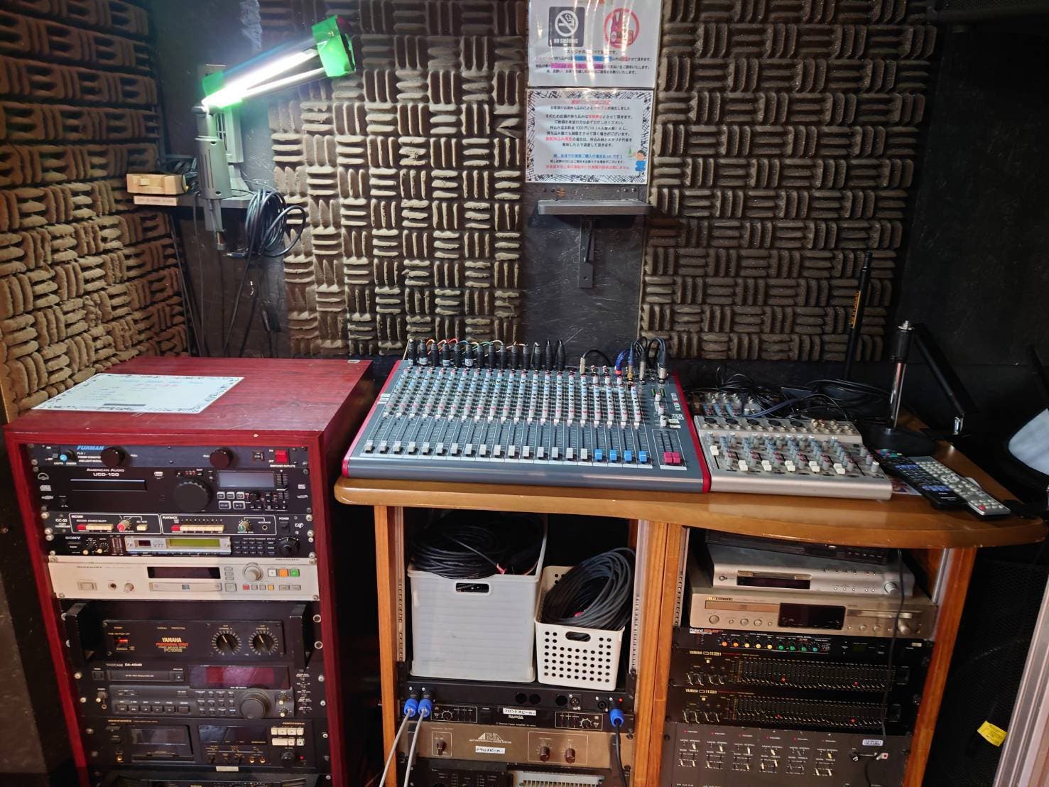 【駅近/無料駐車場有】🎸バンド・ダンス練習に使える完全防音・音響設備完備のAスタジオの写真6