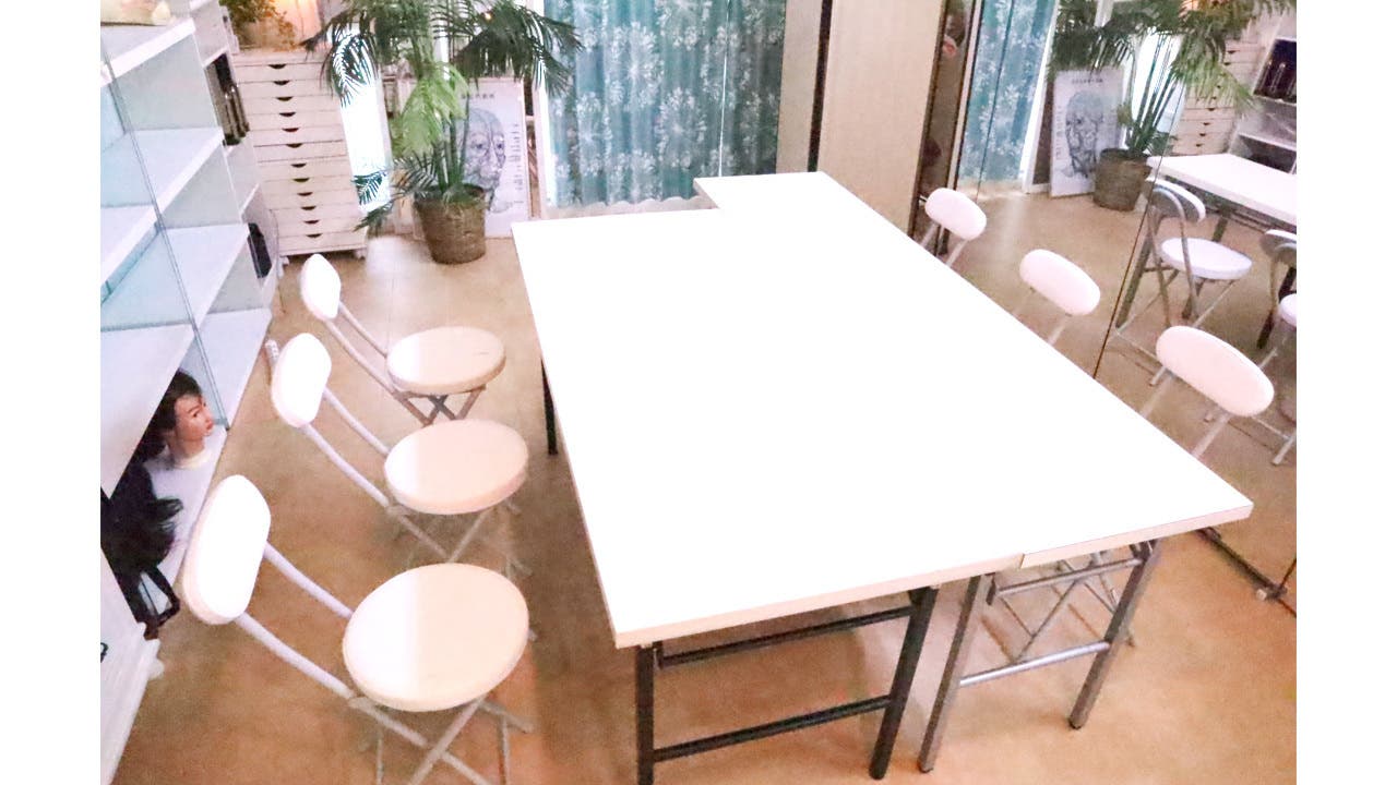 長テーブルと折り畳み椅子セット【リニューアルキャンペーン！　オプション無料】の画像1