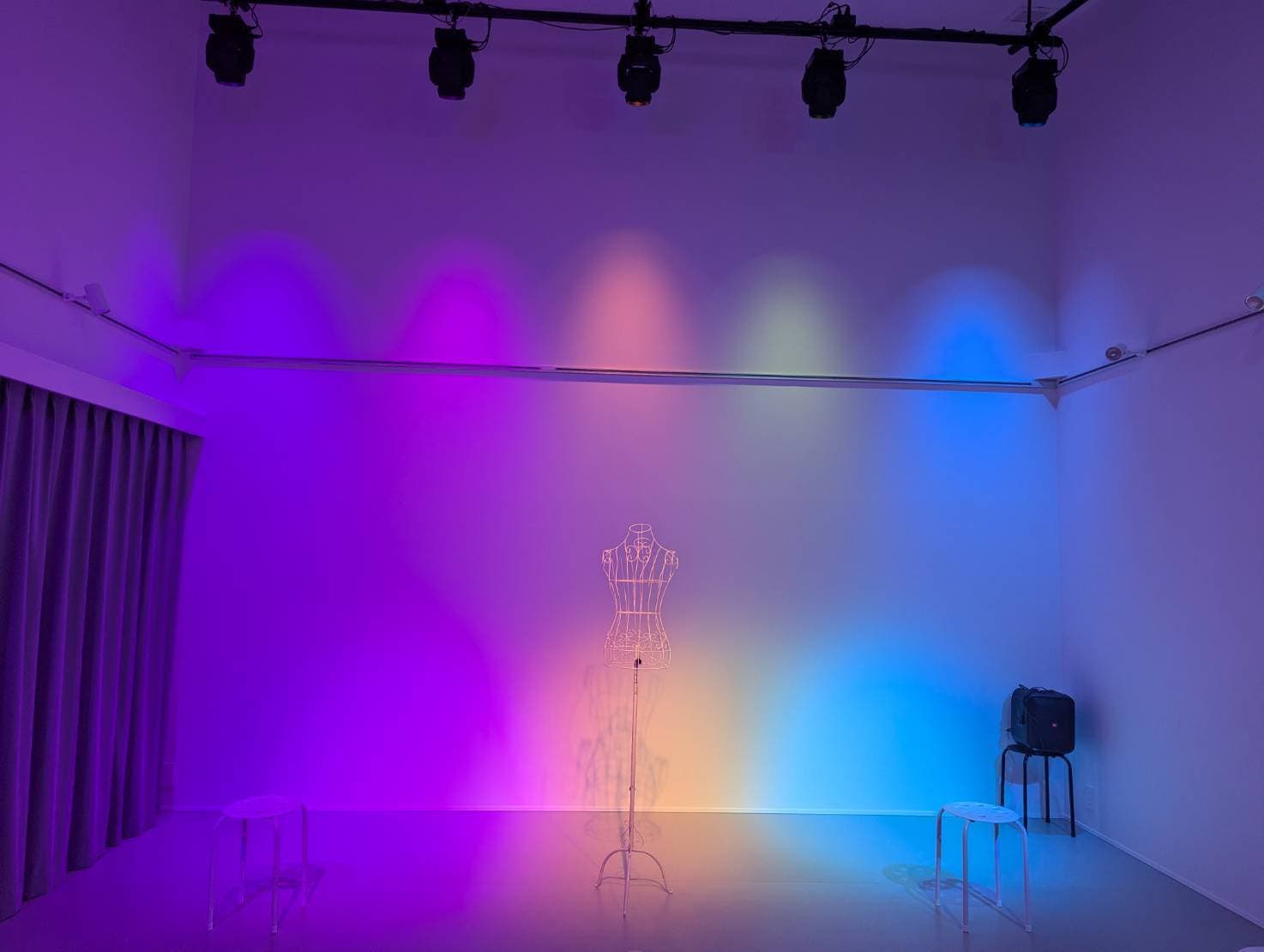 ＜目黒線西小山駅3分＞天井高のスタジオ。照明機材充実。撮影使用可。の写真15