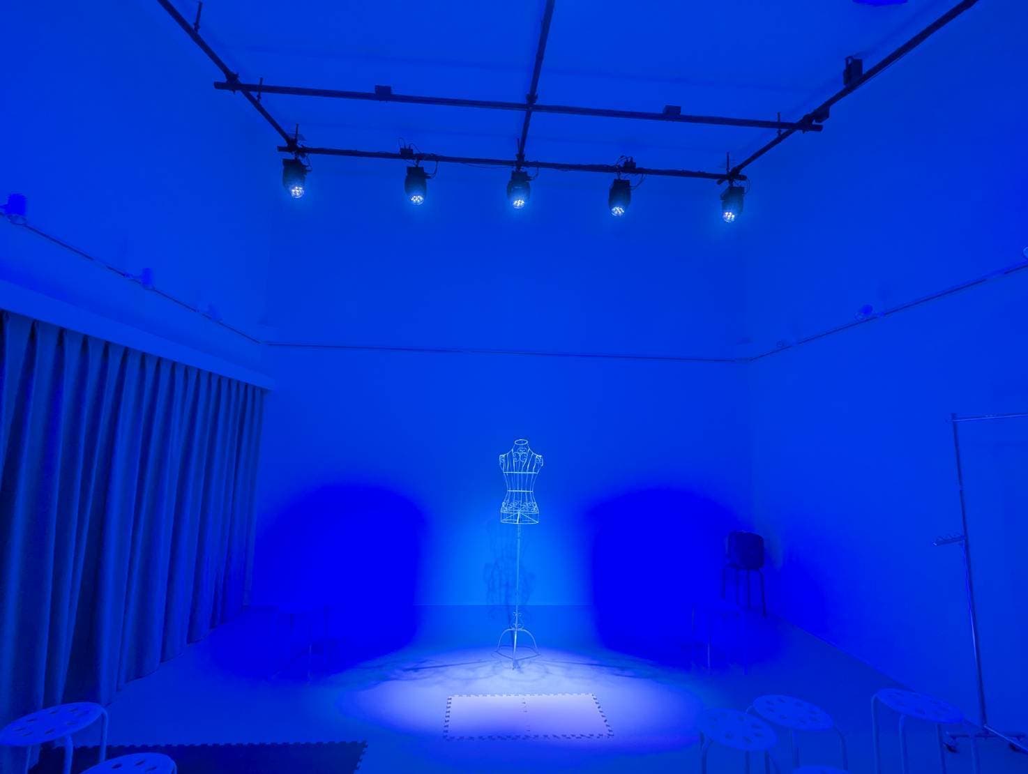 ＜目黒線西小山駅3分＞天井高のスタジオ。照明機材充実。撮影使用可。の写真16