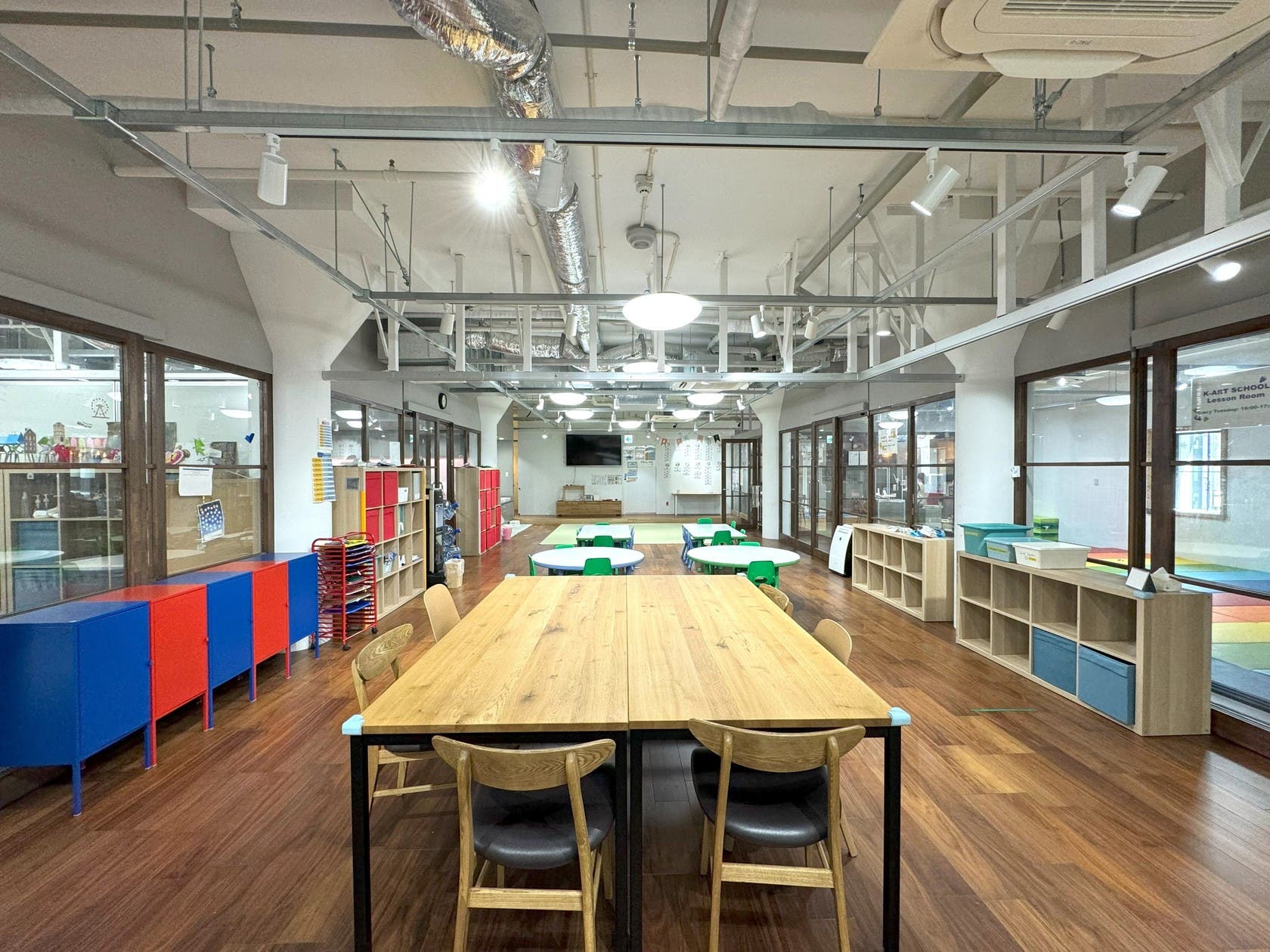 【桜木町／馬車道：ラウンジルーム】駅近好立地！お子様連れ大歓迎✨パーティーにぴったり🚠🚢オプションでキッチン利用も可能🧑‍🍳の写真8