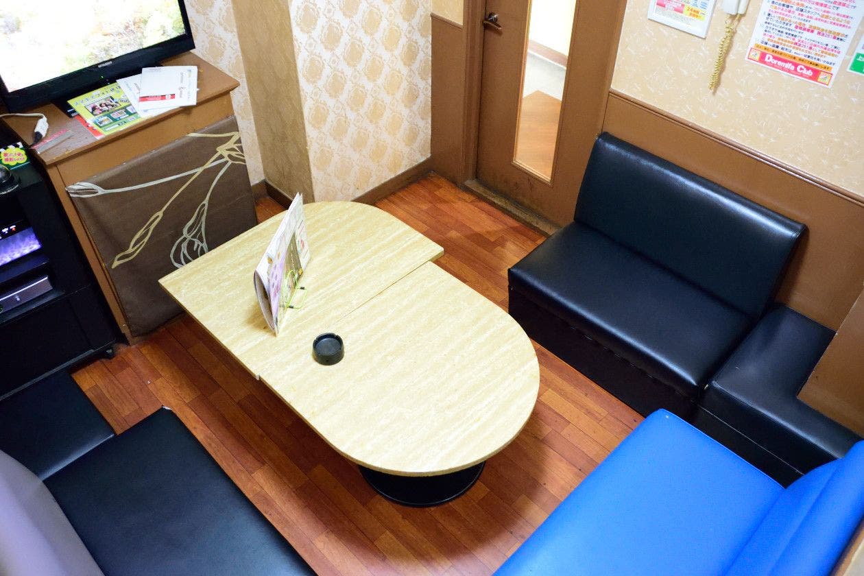 【神奈川 横浜】明るい雰囲気のスペースでパーティーはいかがでしょうか？(ルーム207)の写真1