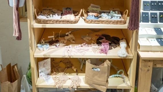 年末年始キャンペーン🎍吉祥寺駅徒歩7分|ポップアップショップ・ワークショップ・アパレル販売 おしゃれで綺麗な白壁の写真14