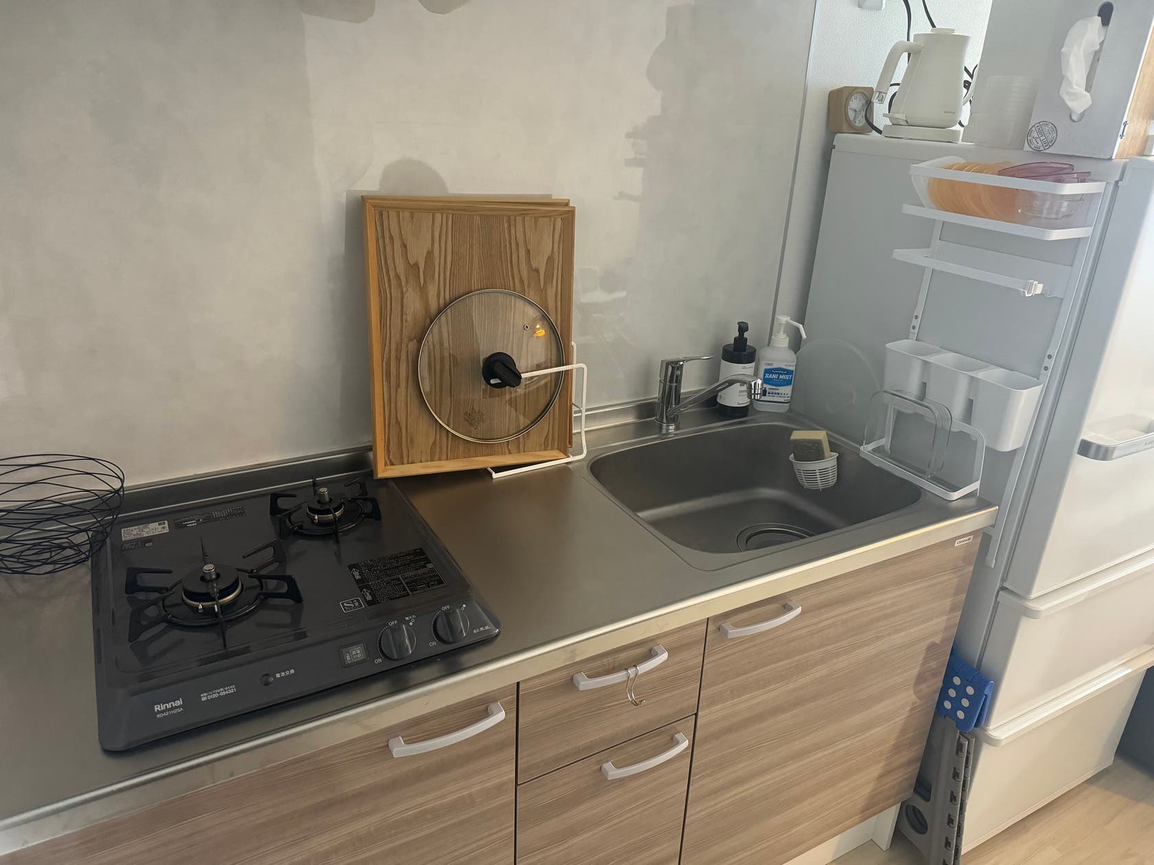 🐙新築/駅徒歩1分/梅田徒歩圏/70型TVで映画,ゲーム/鍋,タコパ/おしゃれ部屋🐙の写真11