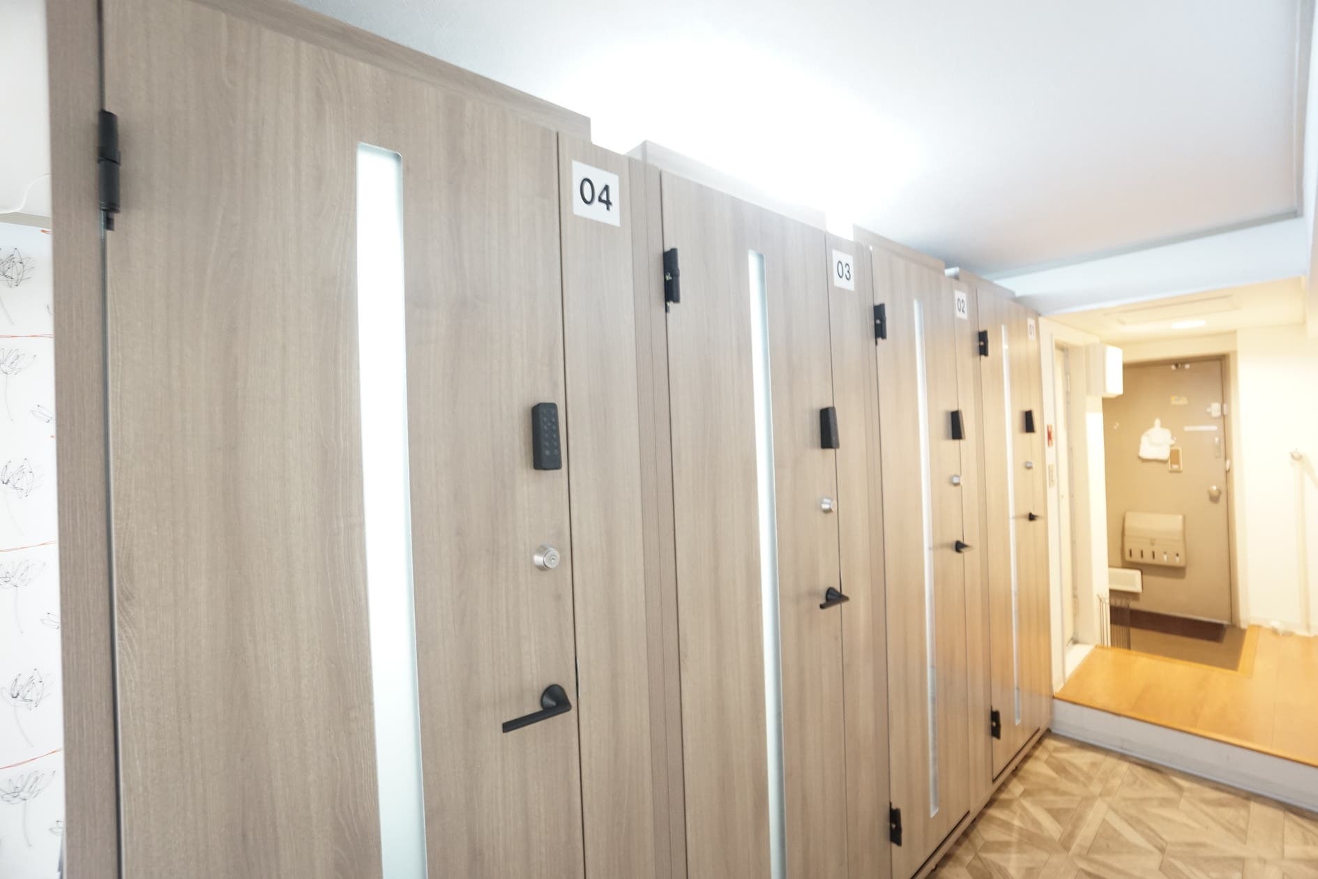 ＜ワークブース浜松町No.4＞大門駅徒歩30秒🚃完全個室🚪光回線Wi-Fi📶モニター🖥電源🔌テレワーク/面接/自習/作業の写真6