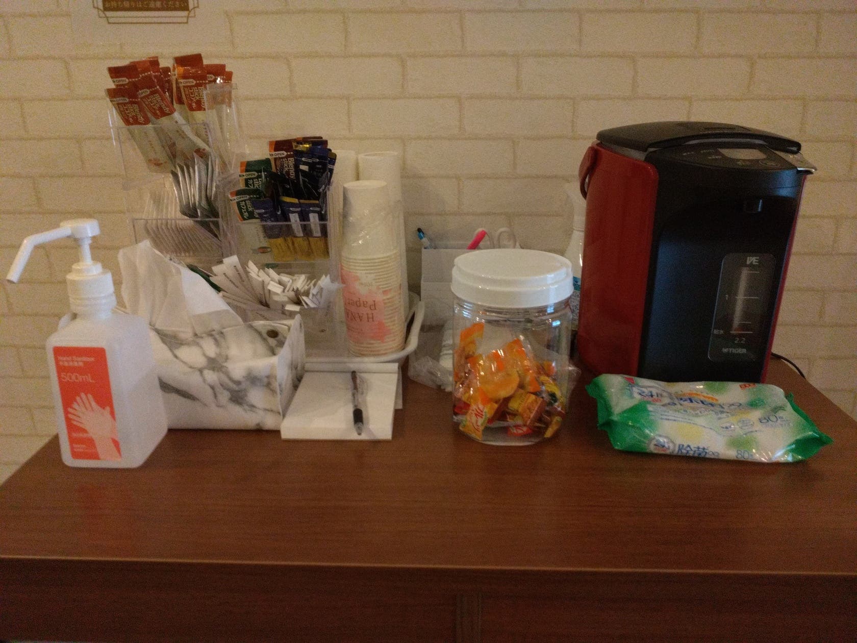 新小岩駅から徒歩4分　1階会議室　長机8台・着席人数30名　の写真14