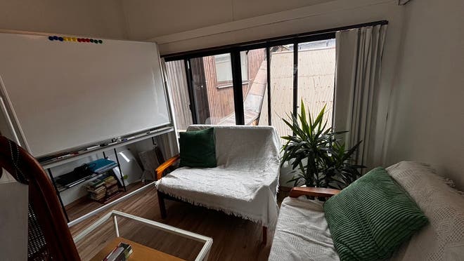 静かなブックカフェで特別なイベントを – 多目的レンタルスペースの写真3