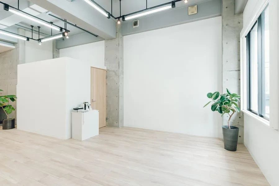 動物可🐶白壁×コンクリート造り×天高3.65ｍの自然光が入る居心地◎のオシャレな空間！KITAYAPARK徒歩１分♪の写真12