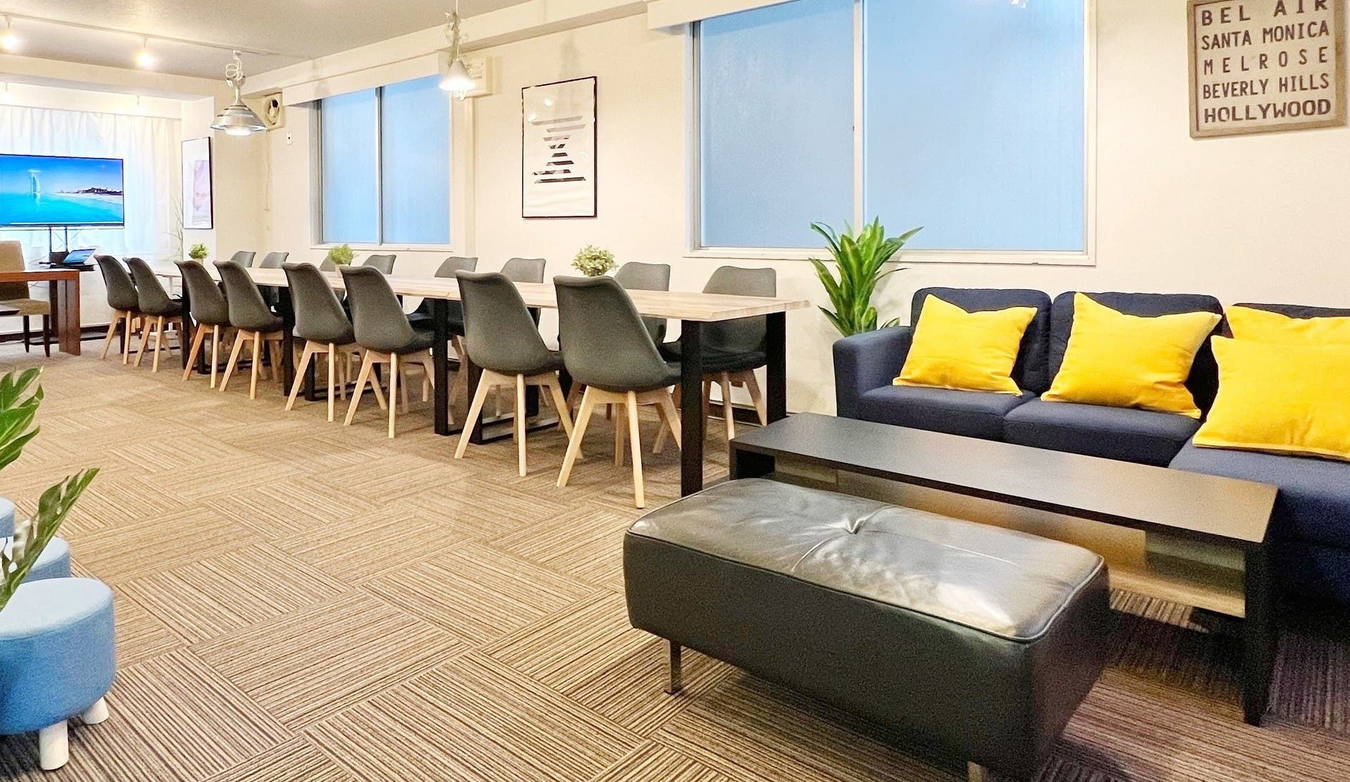 平日1999円～/土日祝2999円～/懇親会OK/駅２分/最大40名/冷蔵庫&キッチン付会議室/TVモニター/Wifiの写真5