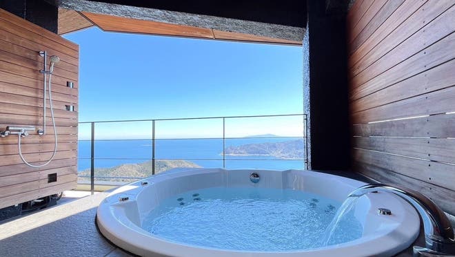 熱海の大豪邸!!屋外ジャグジーにバレルサウナ付スペースの写真2