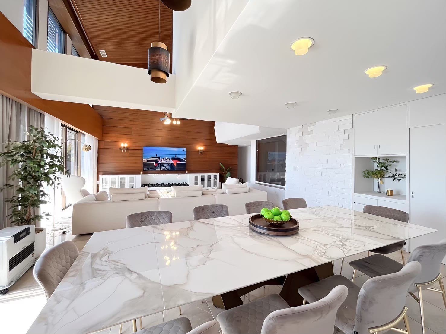 熱海の大豪邸！！屋外ジャグジーにバレルサウナ付スペースの写真14