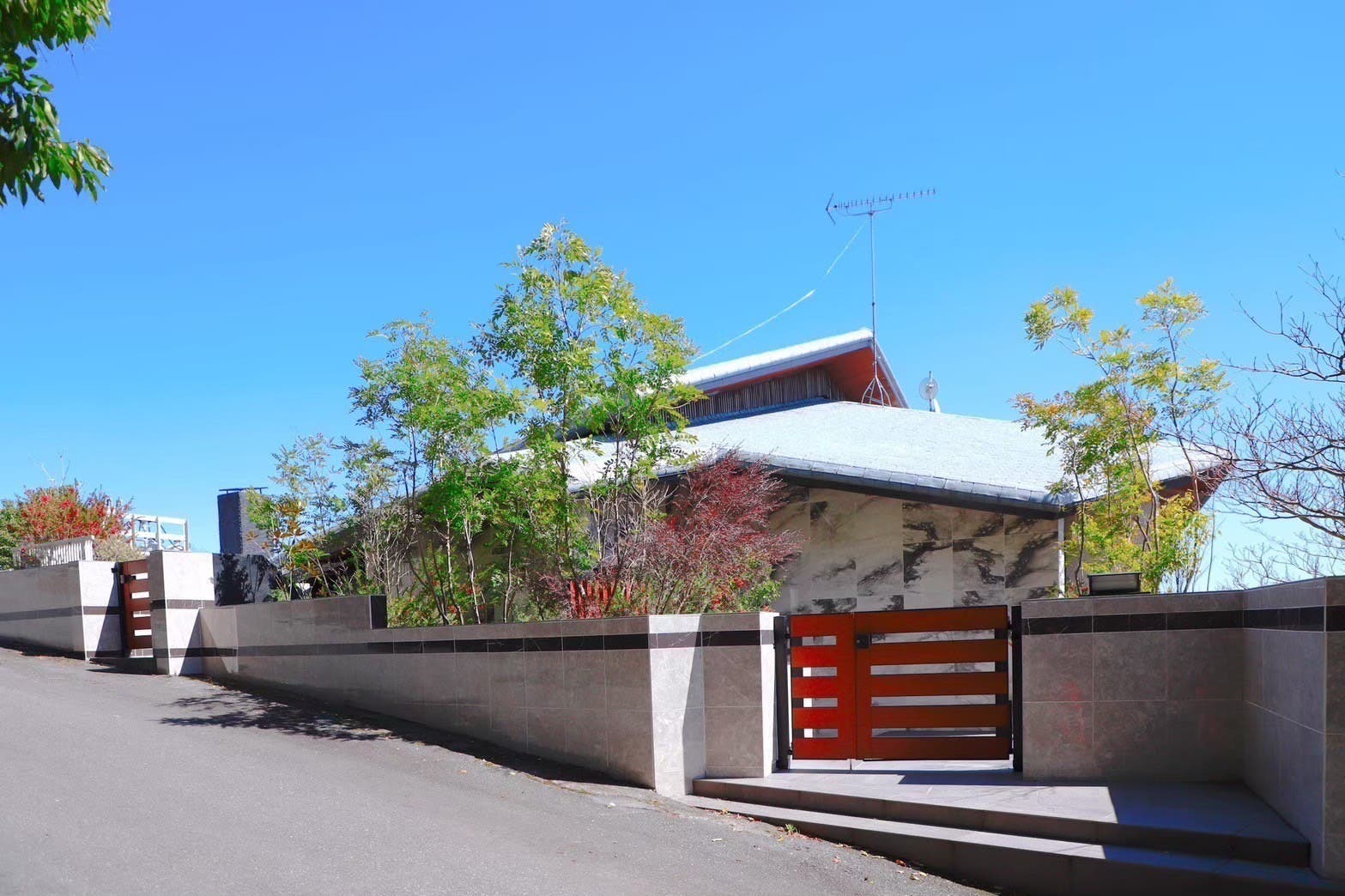 熱海の大豪邸！！屋外ジャグジーにバレルサウナ付スペースの写真18