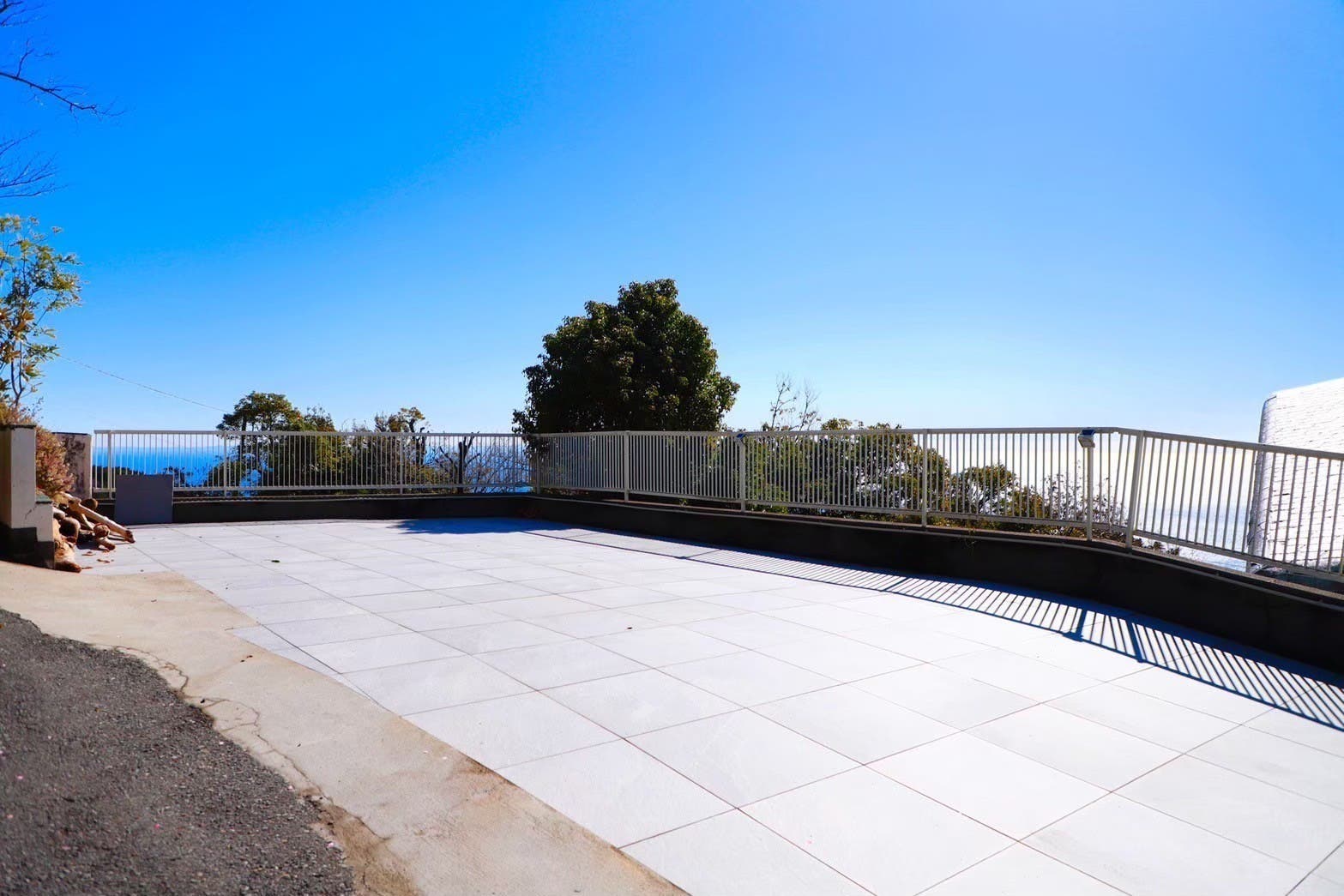 熱海の大豪邸！！屋外ジャグジーにバレルサウナ付スペースの写真20