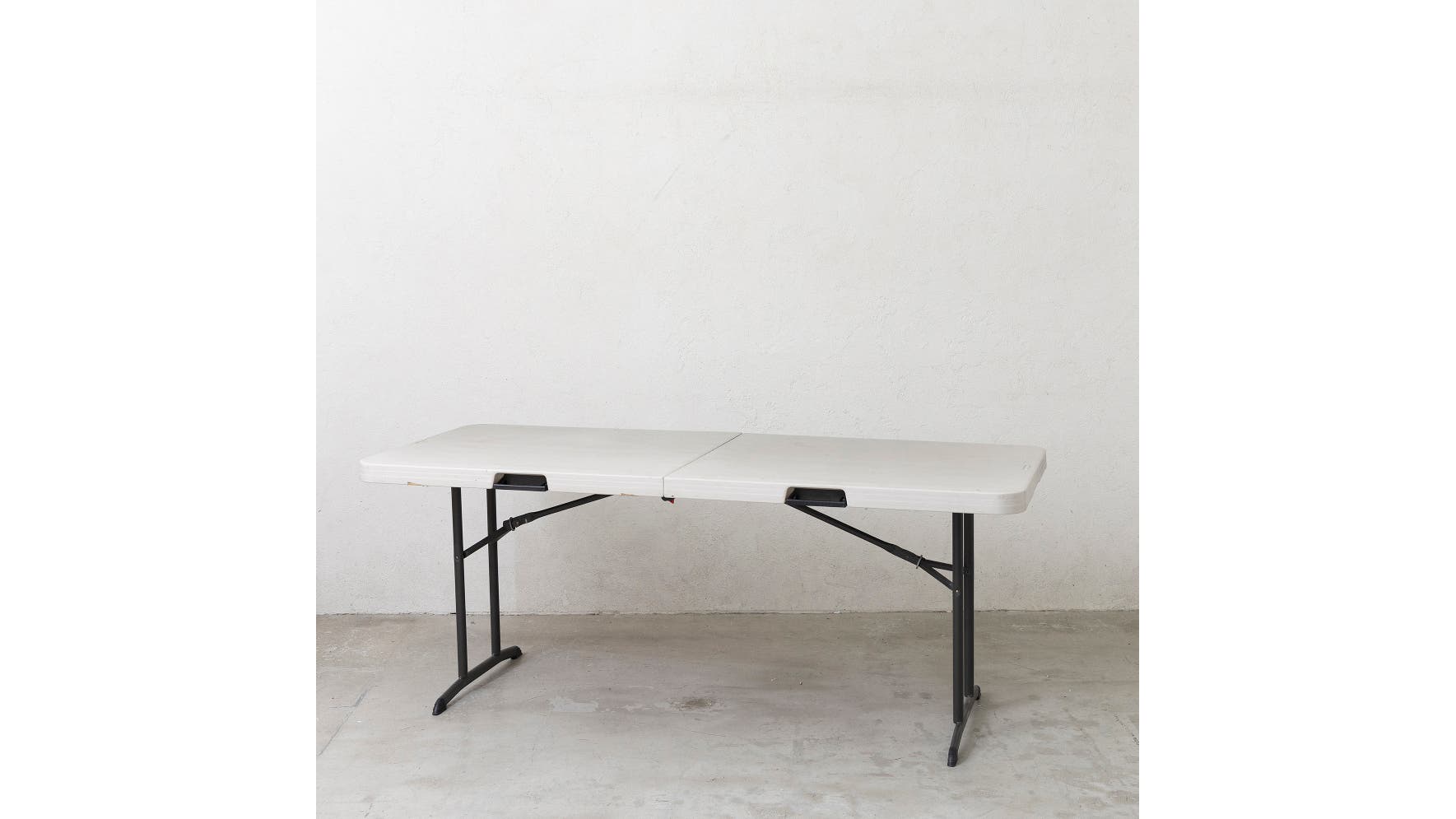 作業用折り畳みテーブルの画像1