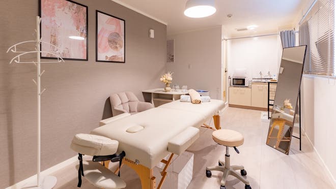 【オープン記念価格】【京橋駅5分】期待を超える完全個室の優雅な空間☆高品質&多機能ベッド完備♪無料備品でしっかりサポートの写真26