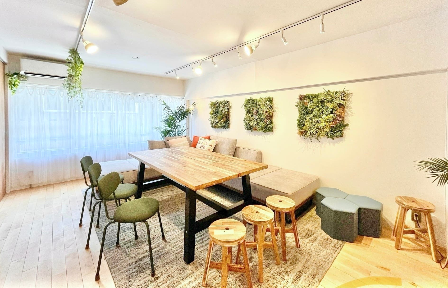 【関内5分/馬車道3分】最大24名/光回線無料Wifi/会議・撮影・女子会・ボドゲ等！飲食🍷可！ゴミ捨て無料！の写真4