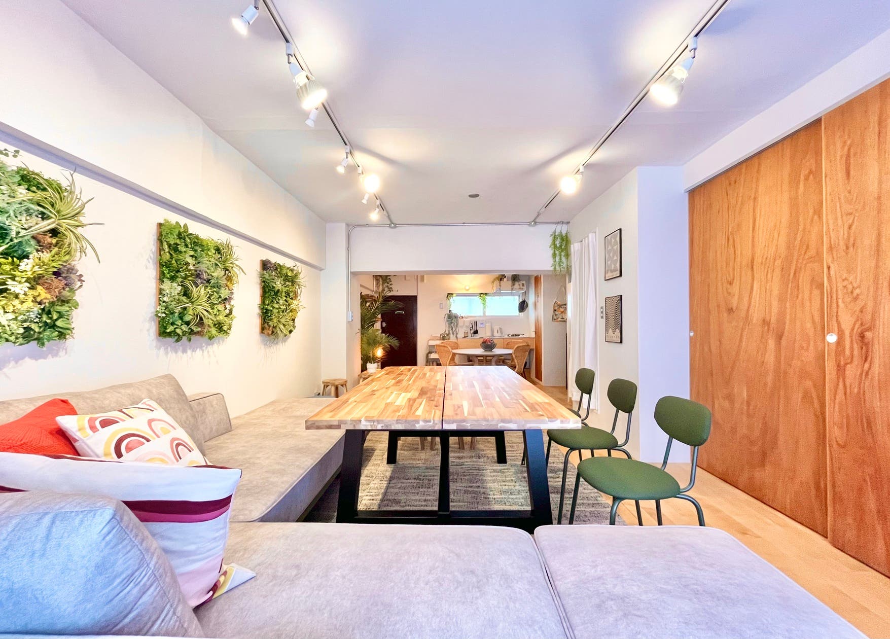 【関内5分/馬車道3分】最大24名/光回線無料Wifi/会議・撮影・女子会・ボドゲ等！飲食🍷可！ゴミ捨て無料！の写真7