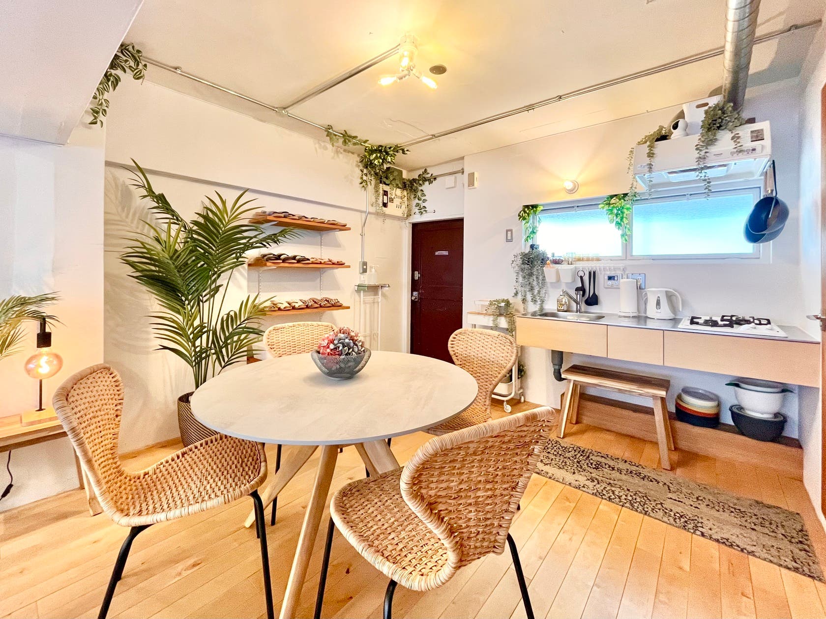 【関内5分/馬車道3分】最大24名/光回線無料Wifi/会議・撮影・女子会・ボドゲ等！飲食🍷可！ゴミ捨て無料！の写真9